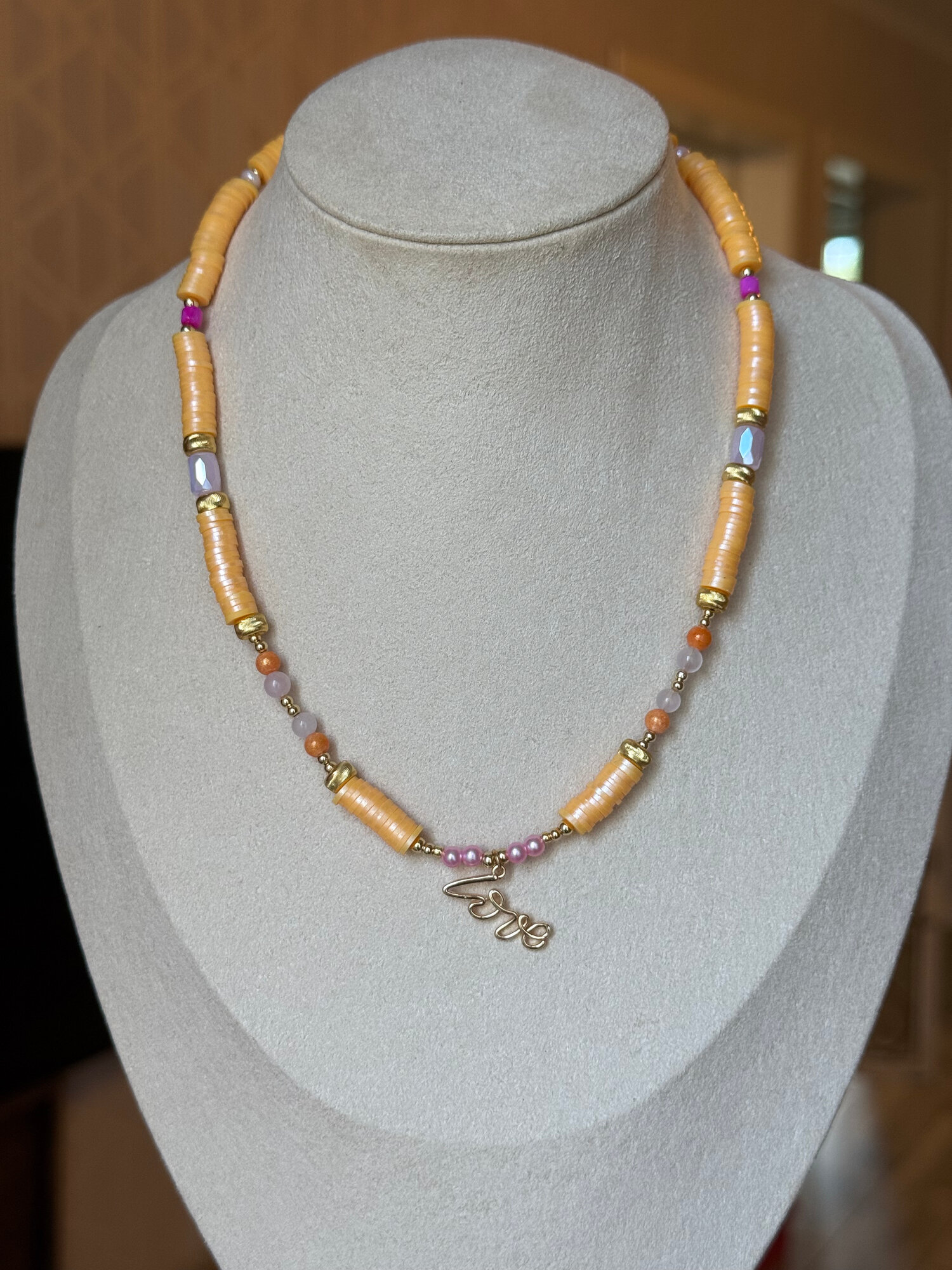 Колье, каучук