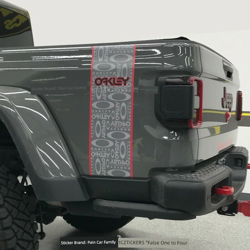 Наклейки на грузовой борт Jeep Gladiator - Стиль 04, Серый и красный, Парный набор (2 шт.) для пикапа