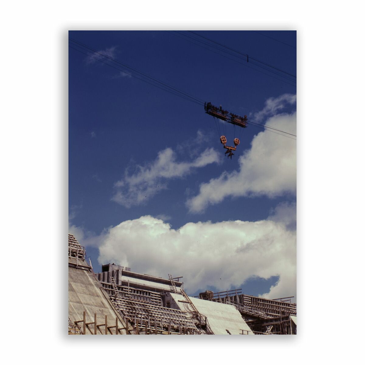 Постер, плакат на бумаге / Американские индустриальные ретро фотографии / Размер 60 x 80 см