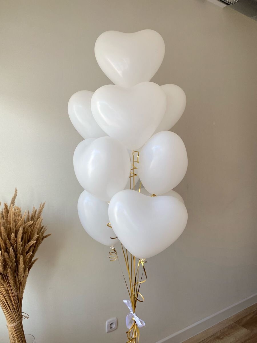 Воздушные шары надутые гелием 10 штук, фонтан из Шаров латекс белые сердечки. 14 февраля