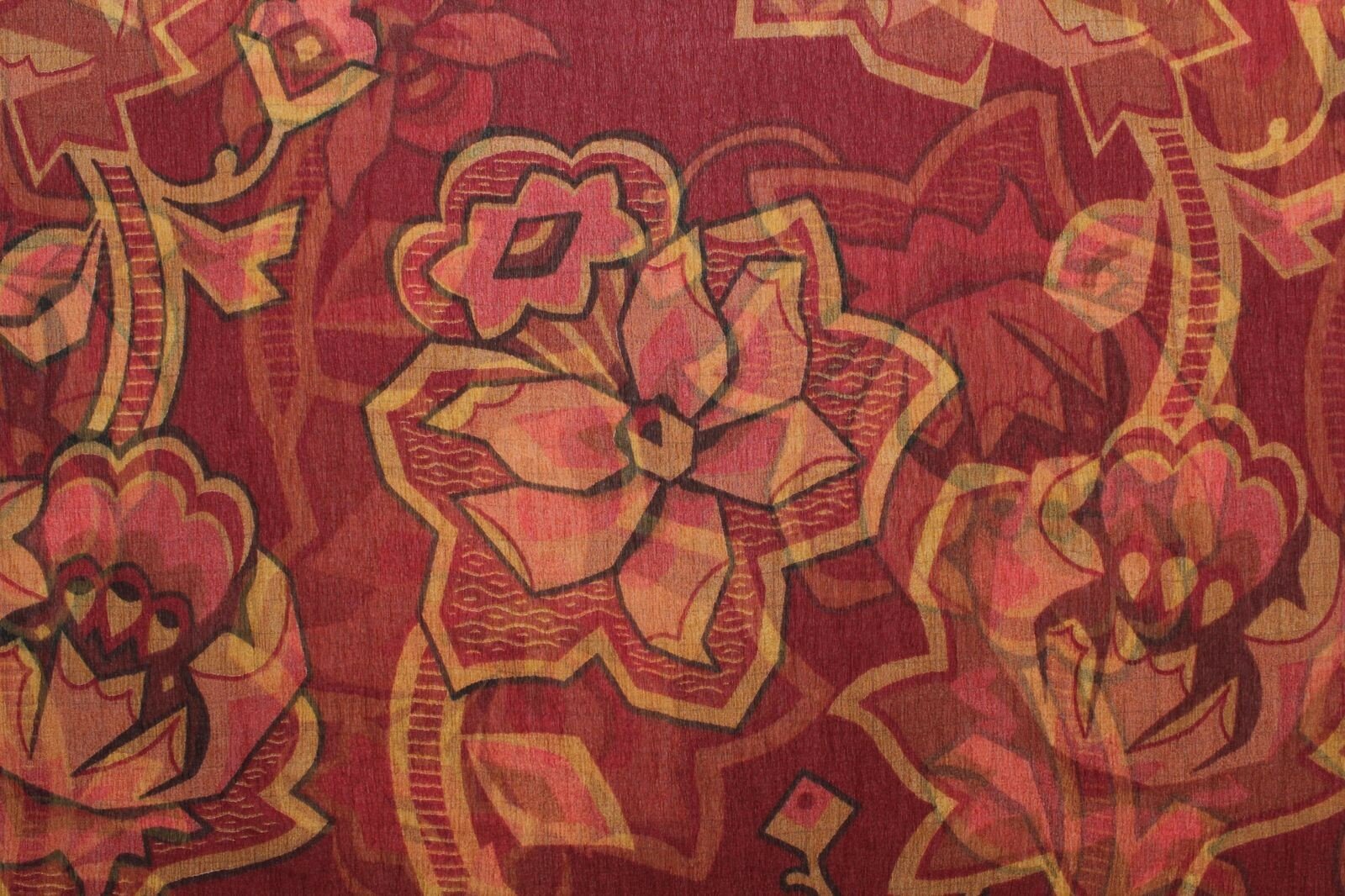 Ткань Шифон-креш Marini розовато-фисташковый узор на вишнёвом фоне, ш136см, 0,5 м