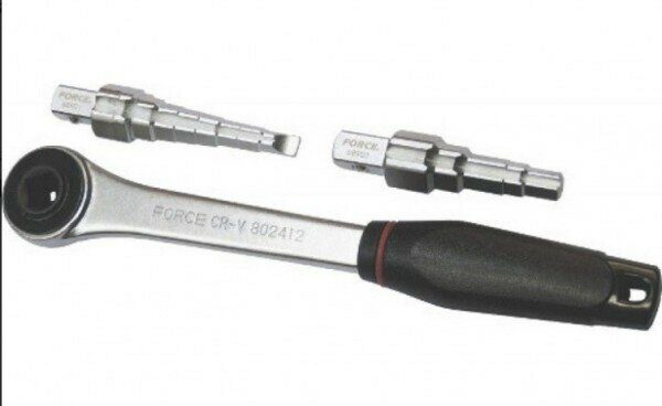 Набор, трещотка с внутренними отвертками (американка) FORCE 4031 1/2" 3 предмета