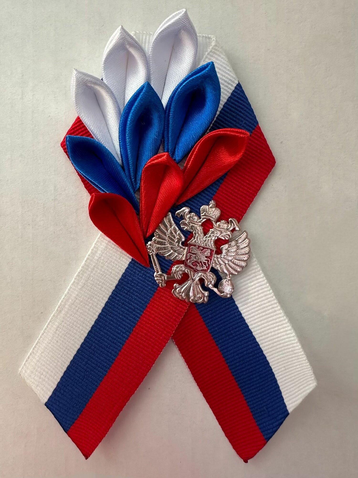 Брошь-лента Триколор на 9 мая "Герб России"