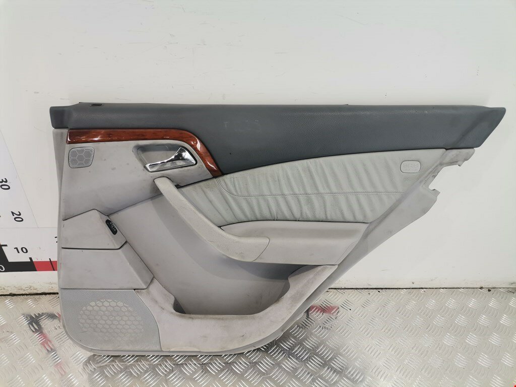 Обшивка (карта) двери задней правой Mercedes S-Class (W220) A2207302270 арт. 1411571