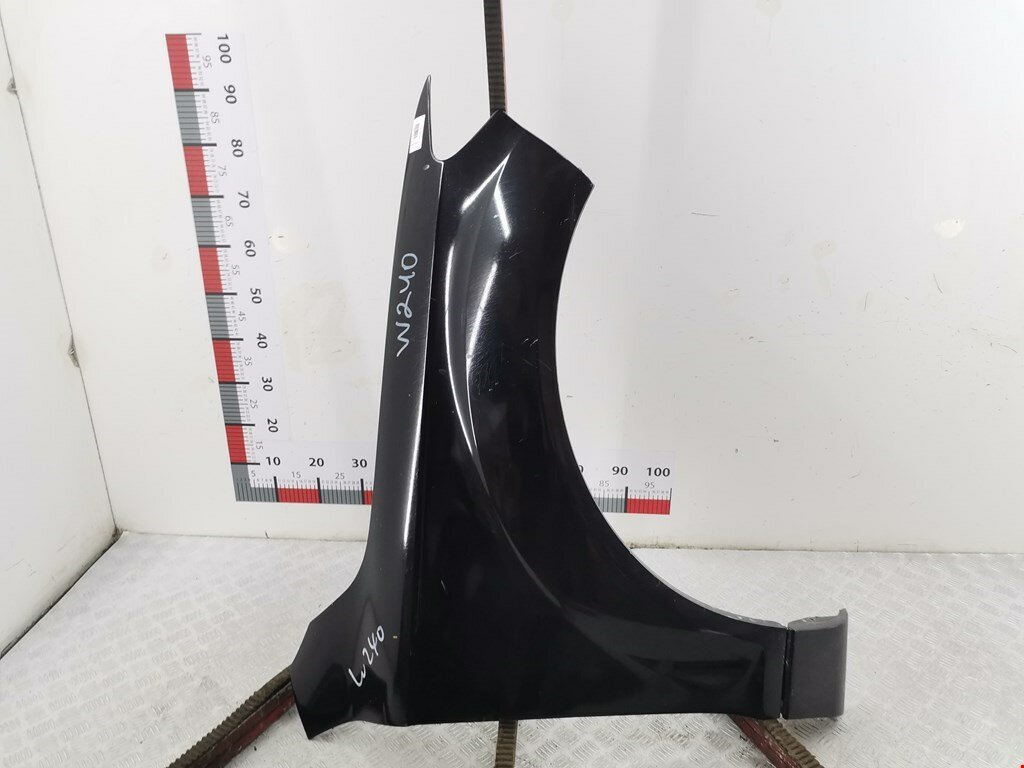 Крыло переднее правое Audi Q7 4L 4L0821102 арт. 1821152