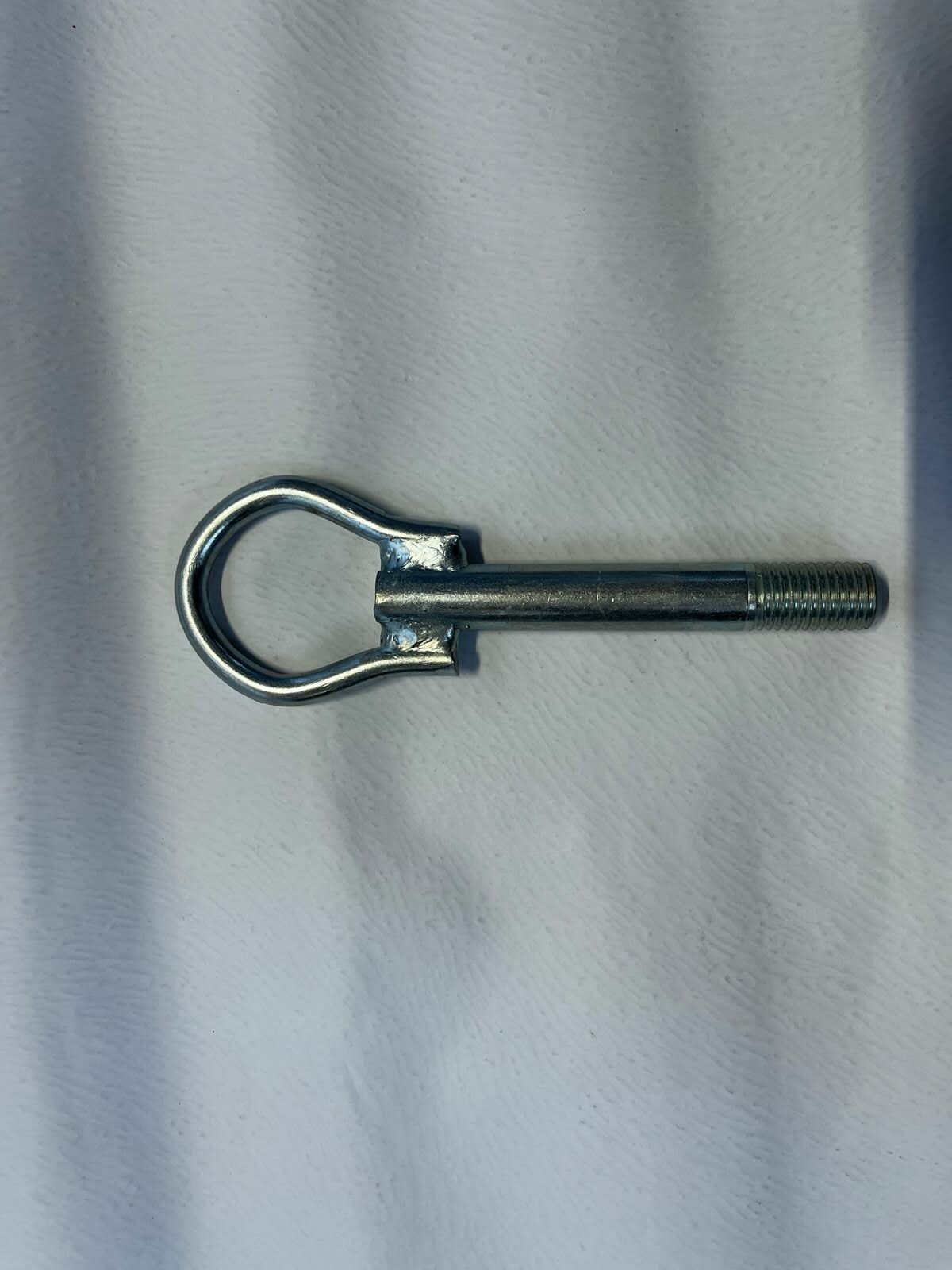 Крюк рым болт буксировочный петля Веста LADA Vesta 8450006683