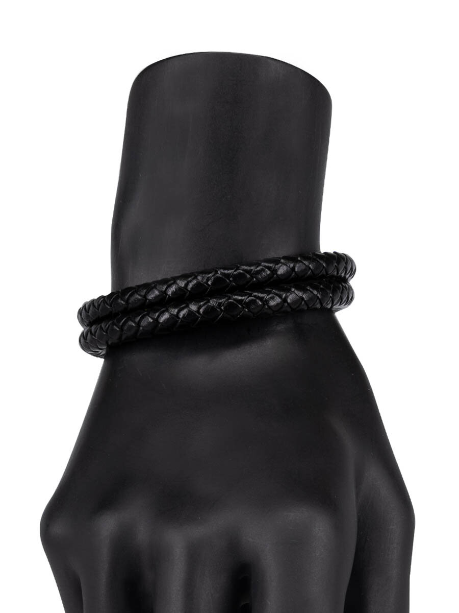 Плетеный браслет