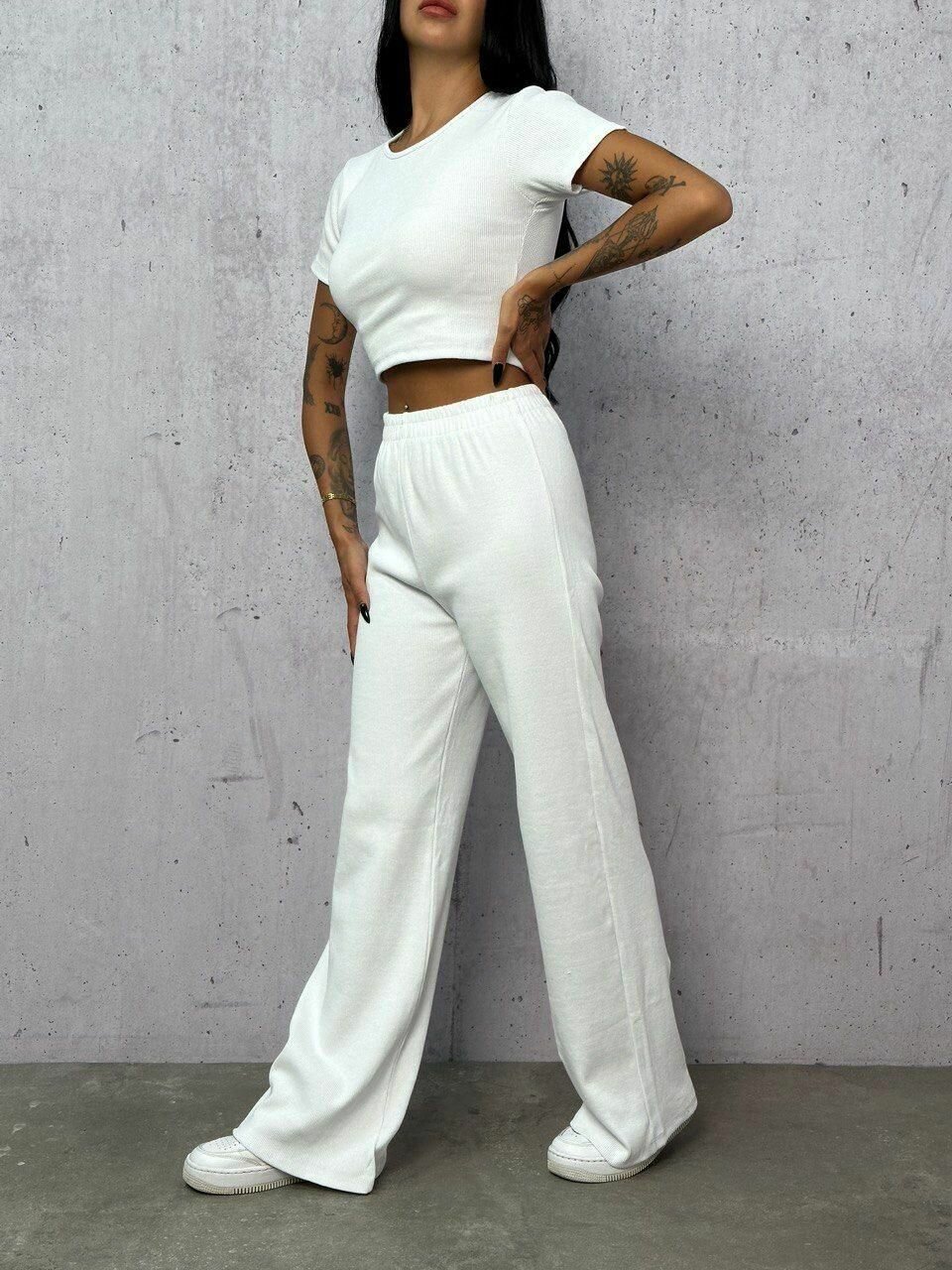 Костюм спортивный