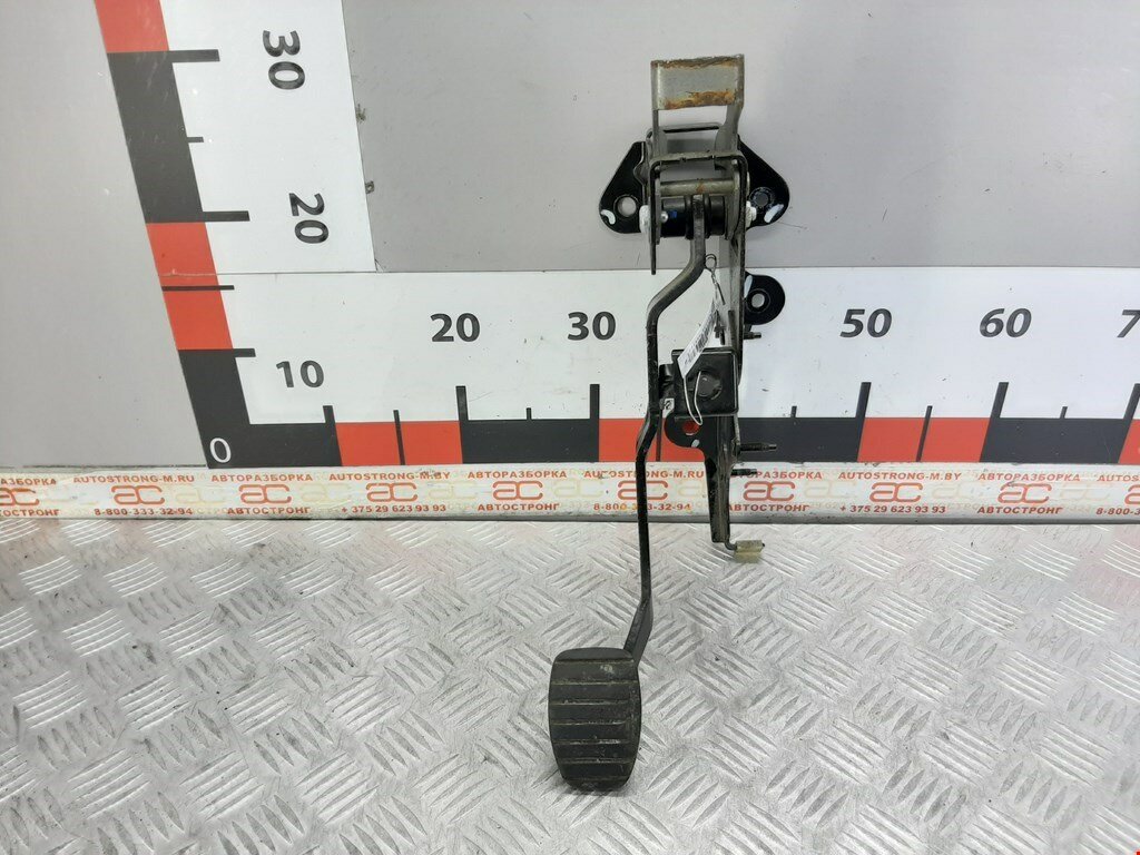 Педаль тормоза Renault Megane 2 8200705380 арт. 854579