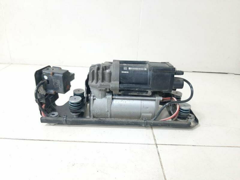 Компрессор пневматической подвески BMW 7-Series F01 2008-2015 кат.номер: 37206864215