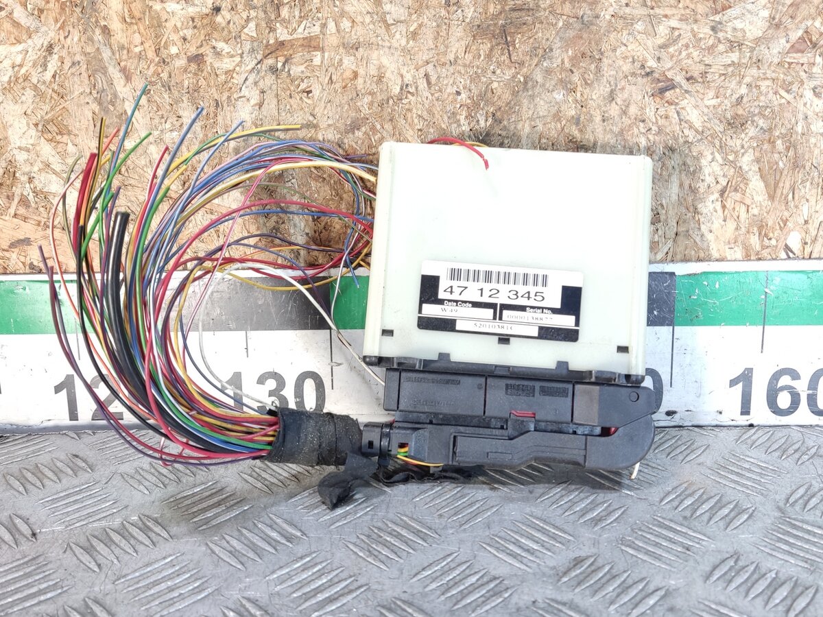 Блок электронный SAAB 9-5 1998-2002 4712345