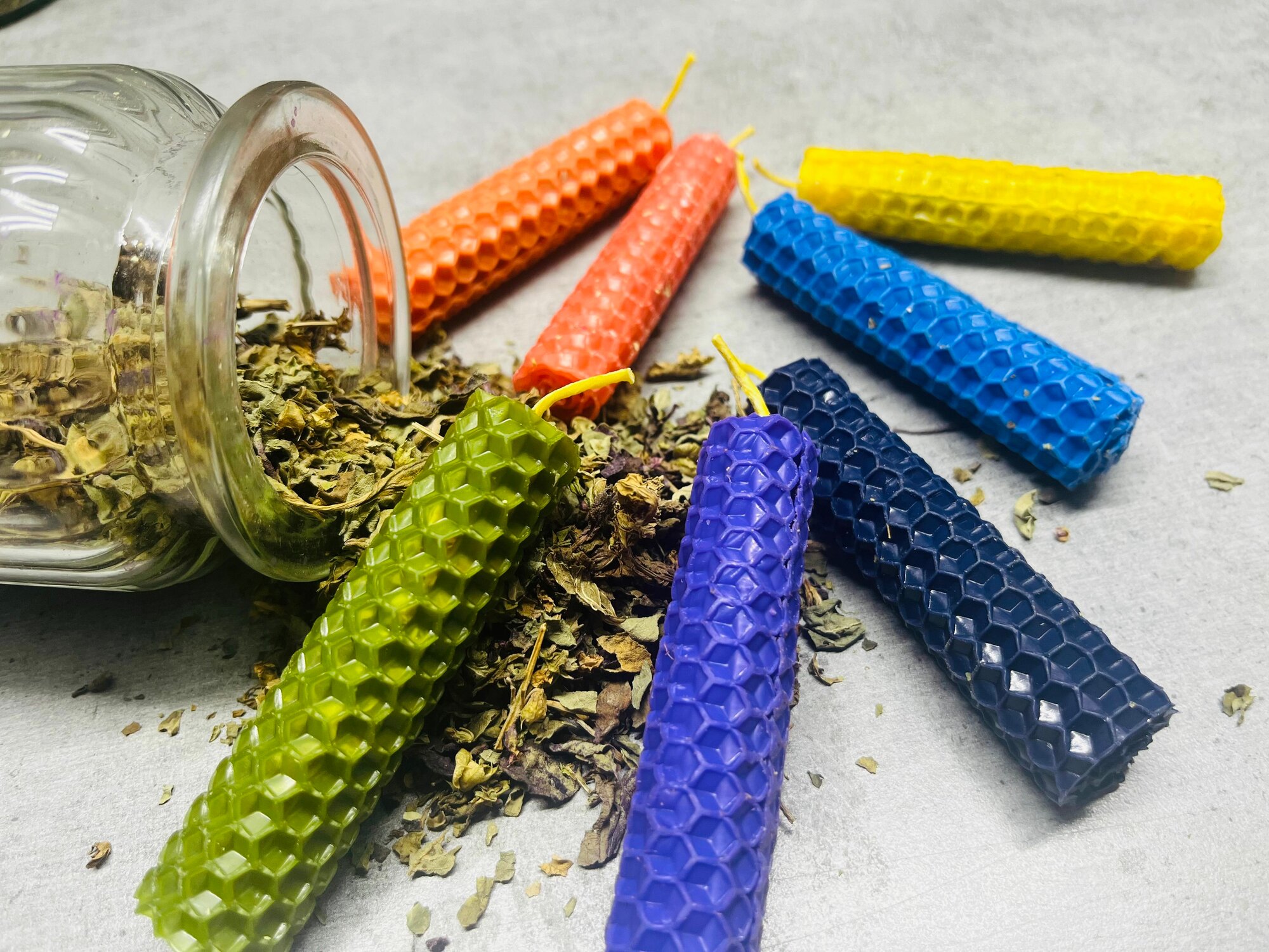 Чакровые свечи набор+ красная нить желания из Иерусалима