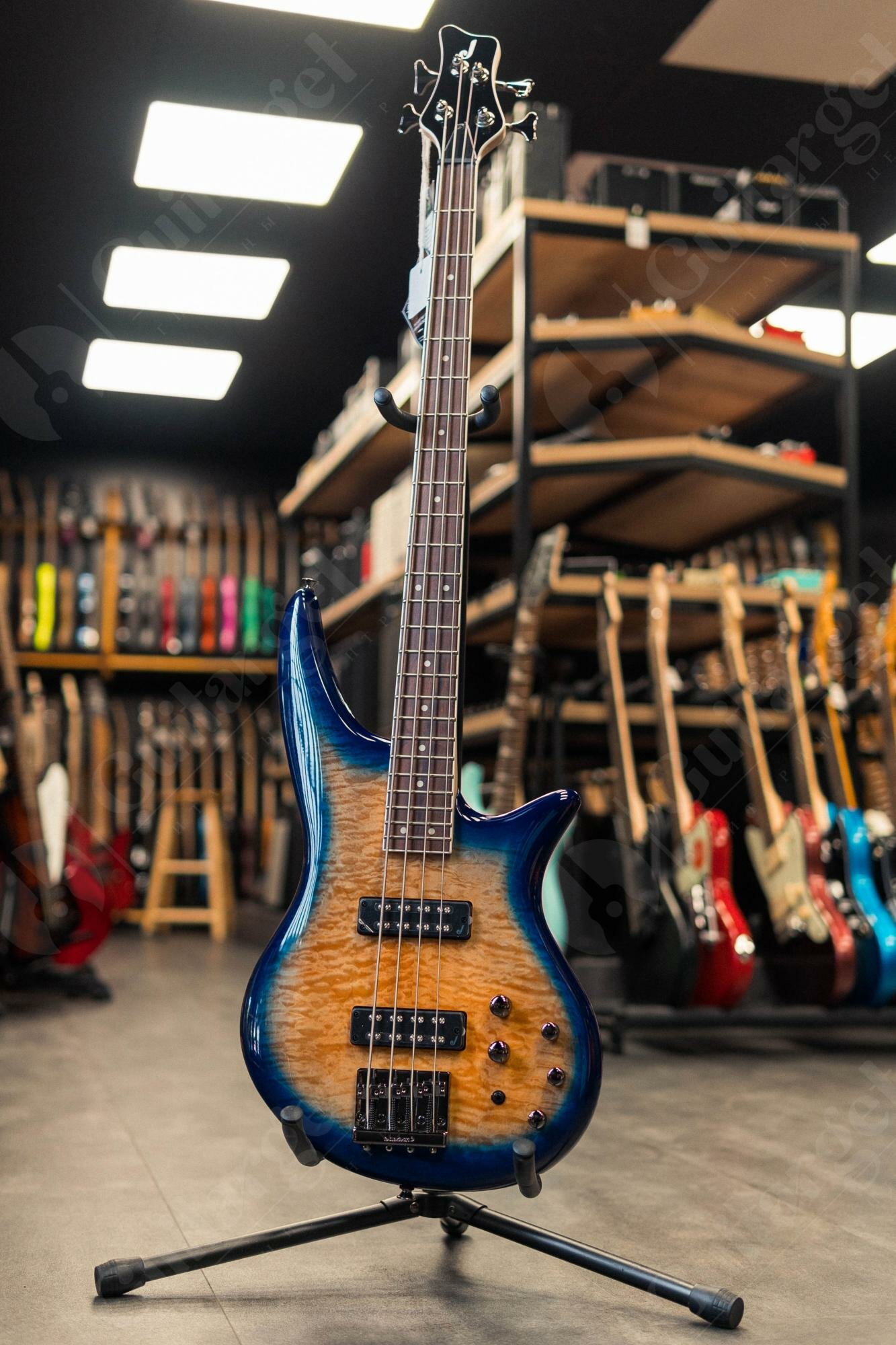 Jackson JS3Q Spectra IV Amber Blue Burst Бас-гитара