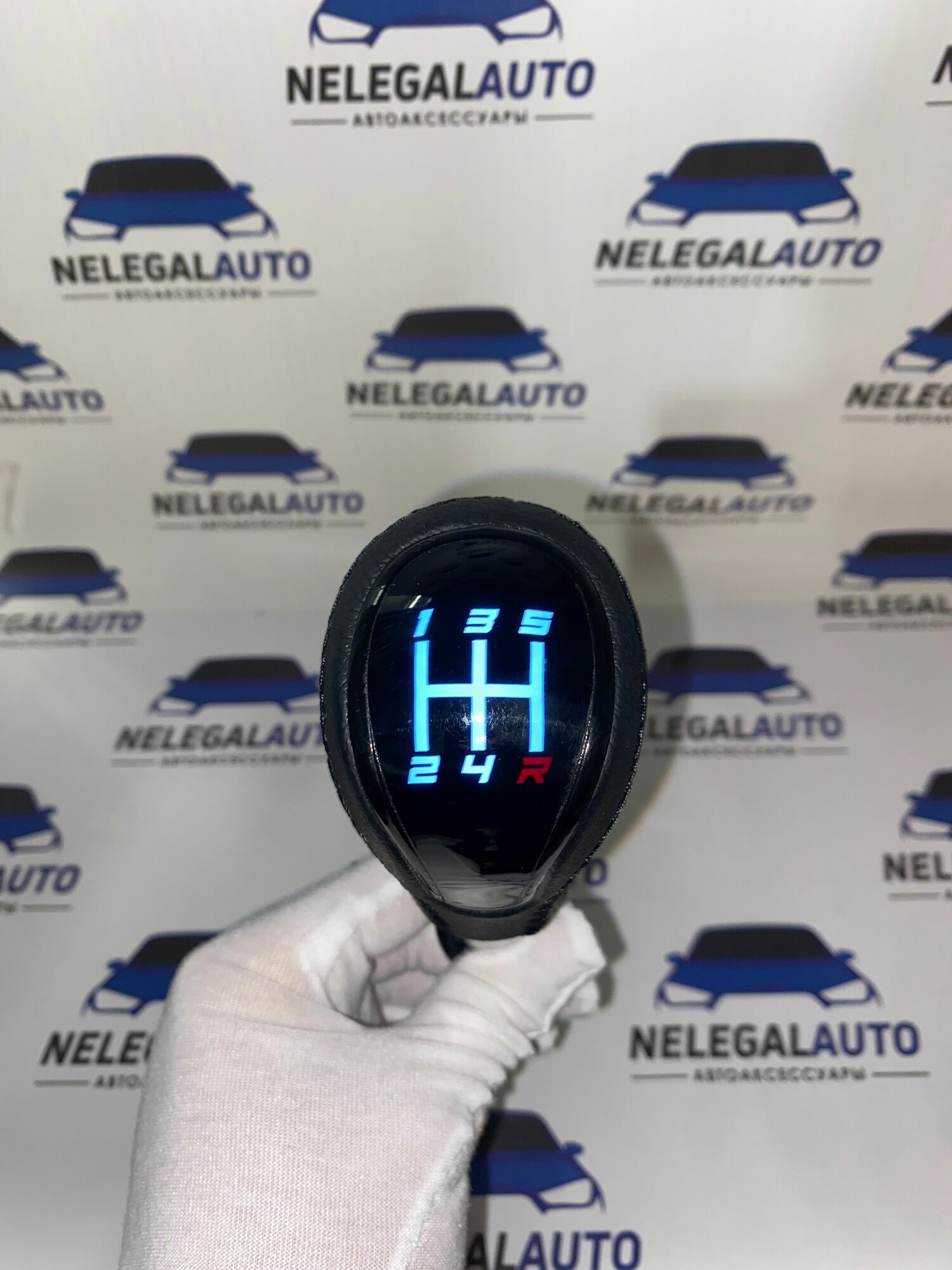 Ручка КПП с подсветкой перетянутая в кожу Лада Веста / Гранта / Калина 2 / Приора 2