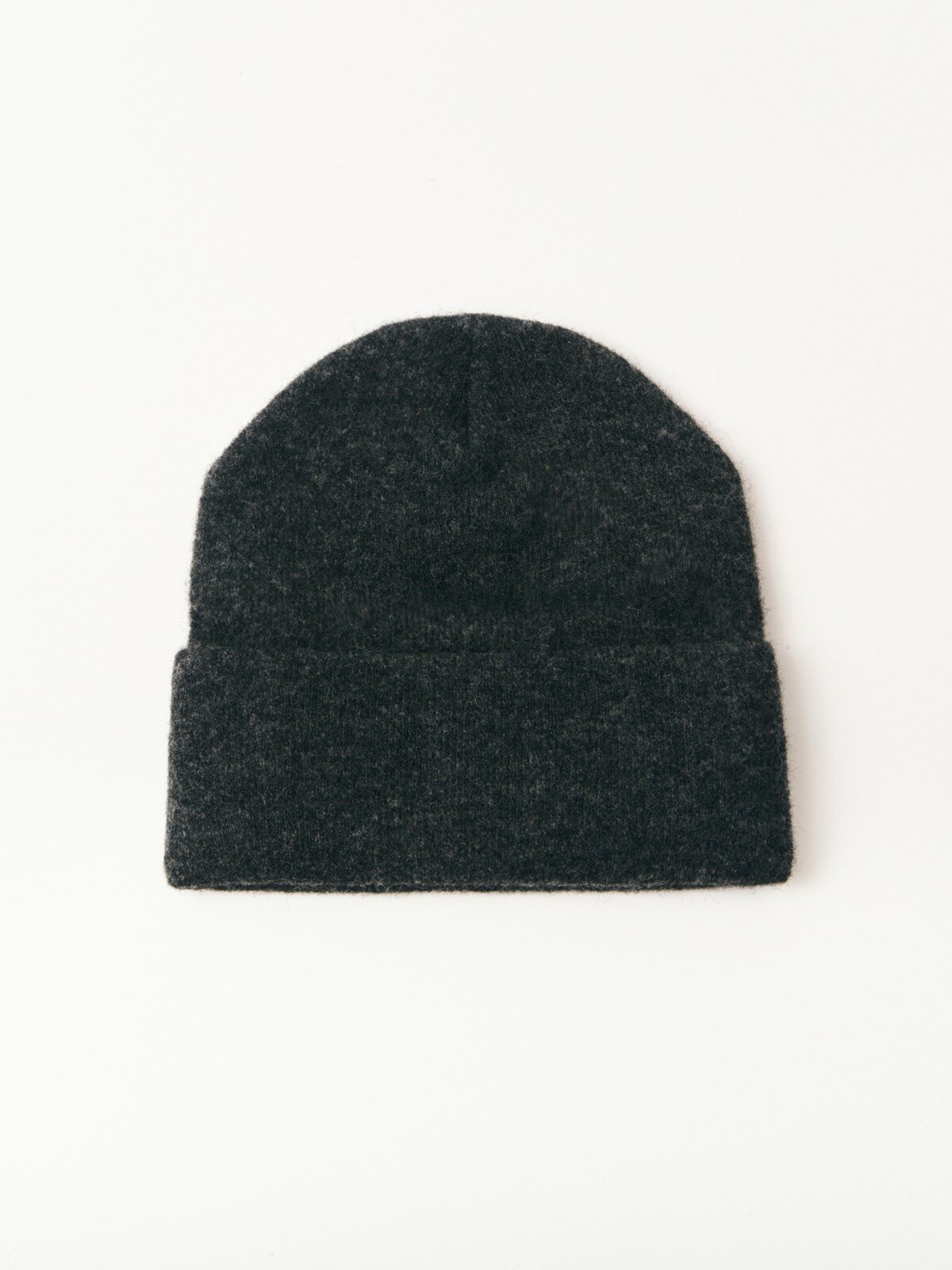 Шапка-бини для женщин