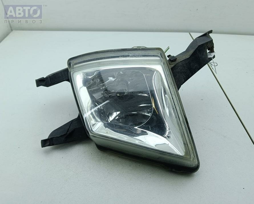 Фара противотуманная левая Peugeot 407