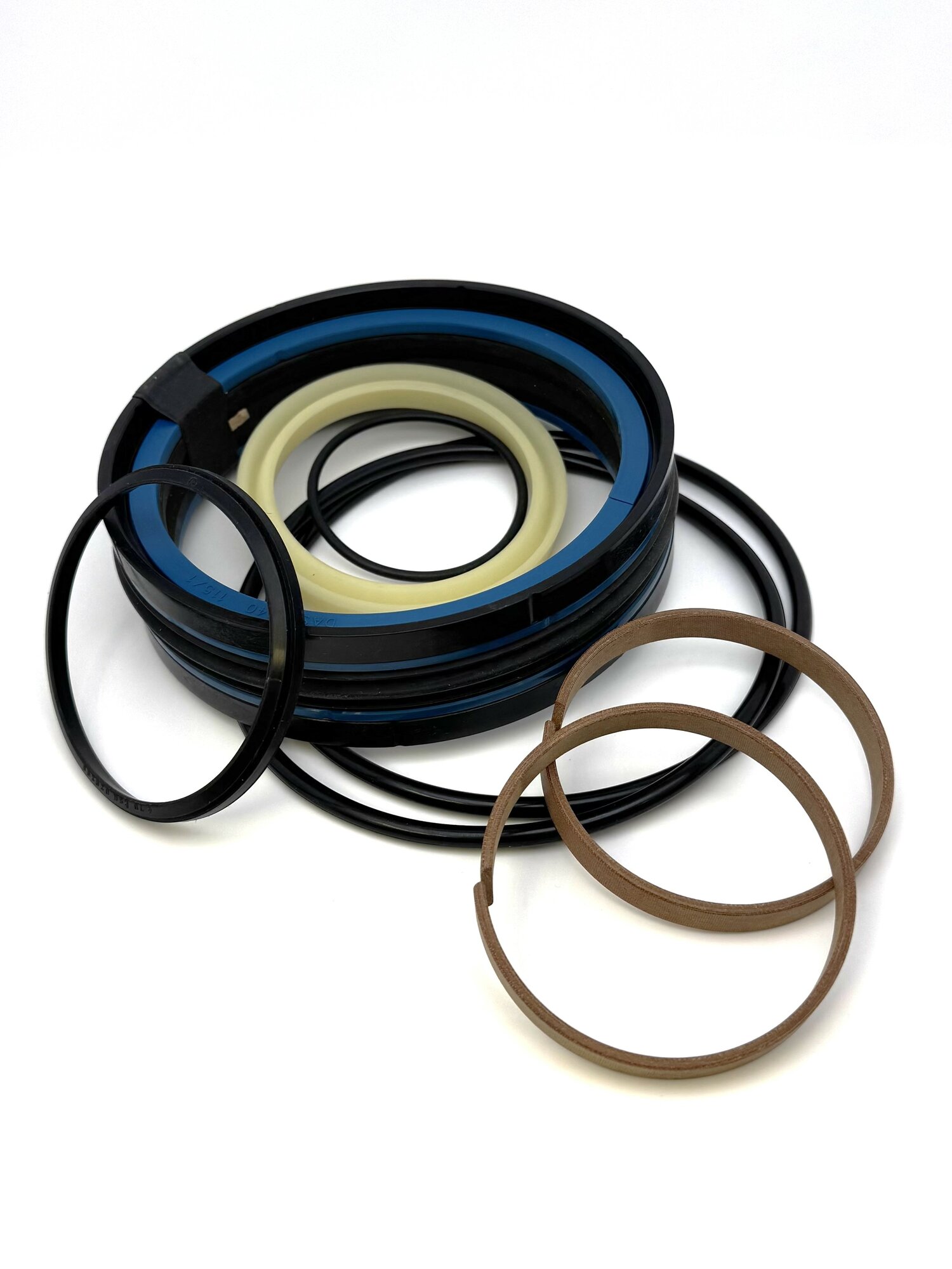 TATRA-UDS комплект уплотнений г/цилиндра подъёма стрелы 140х70х1000