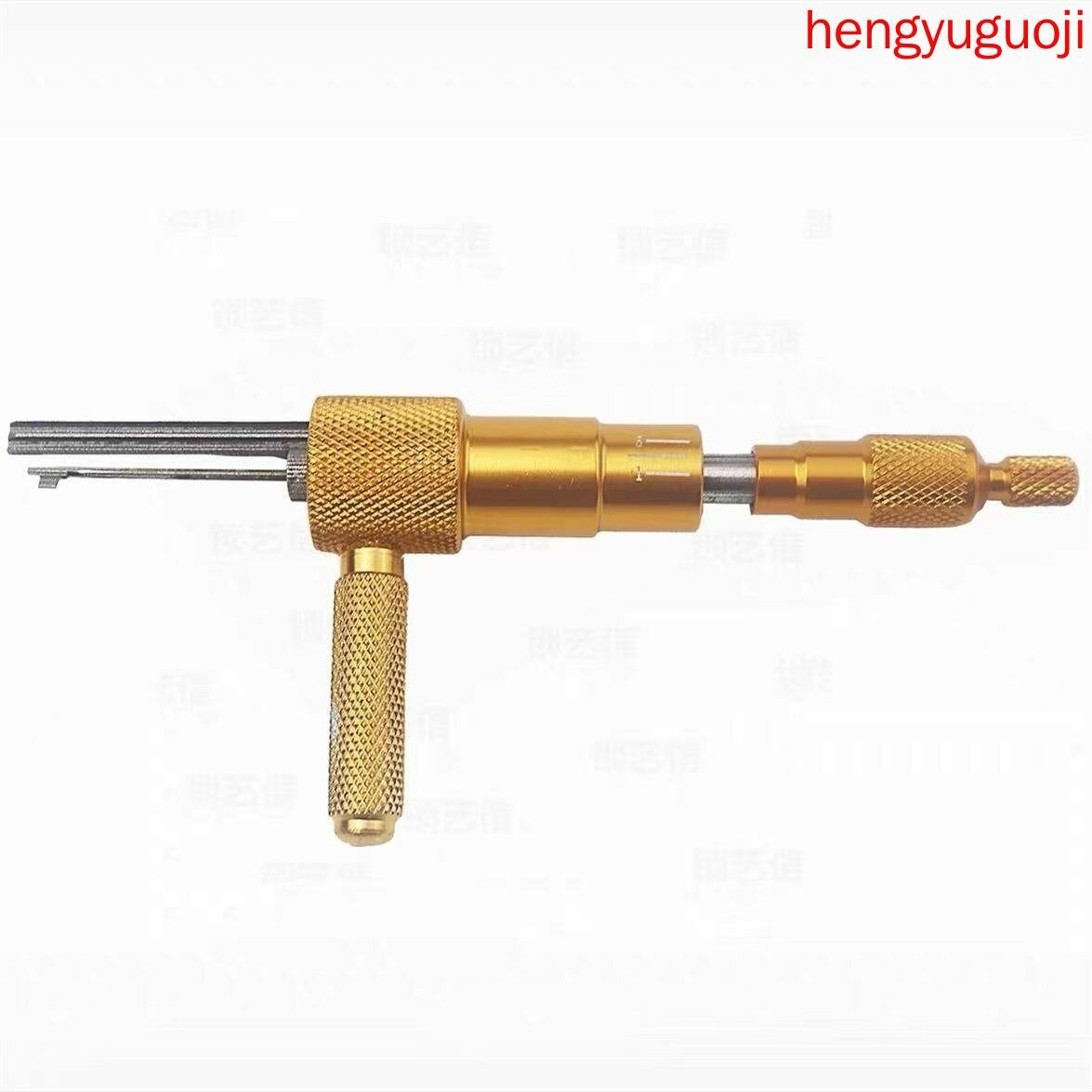 Набор слесарных инструментов с позиционированием по пазам