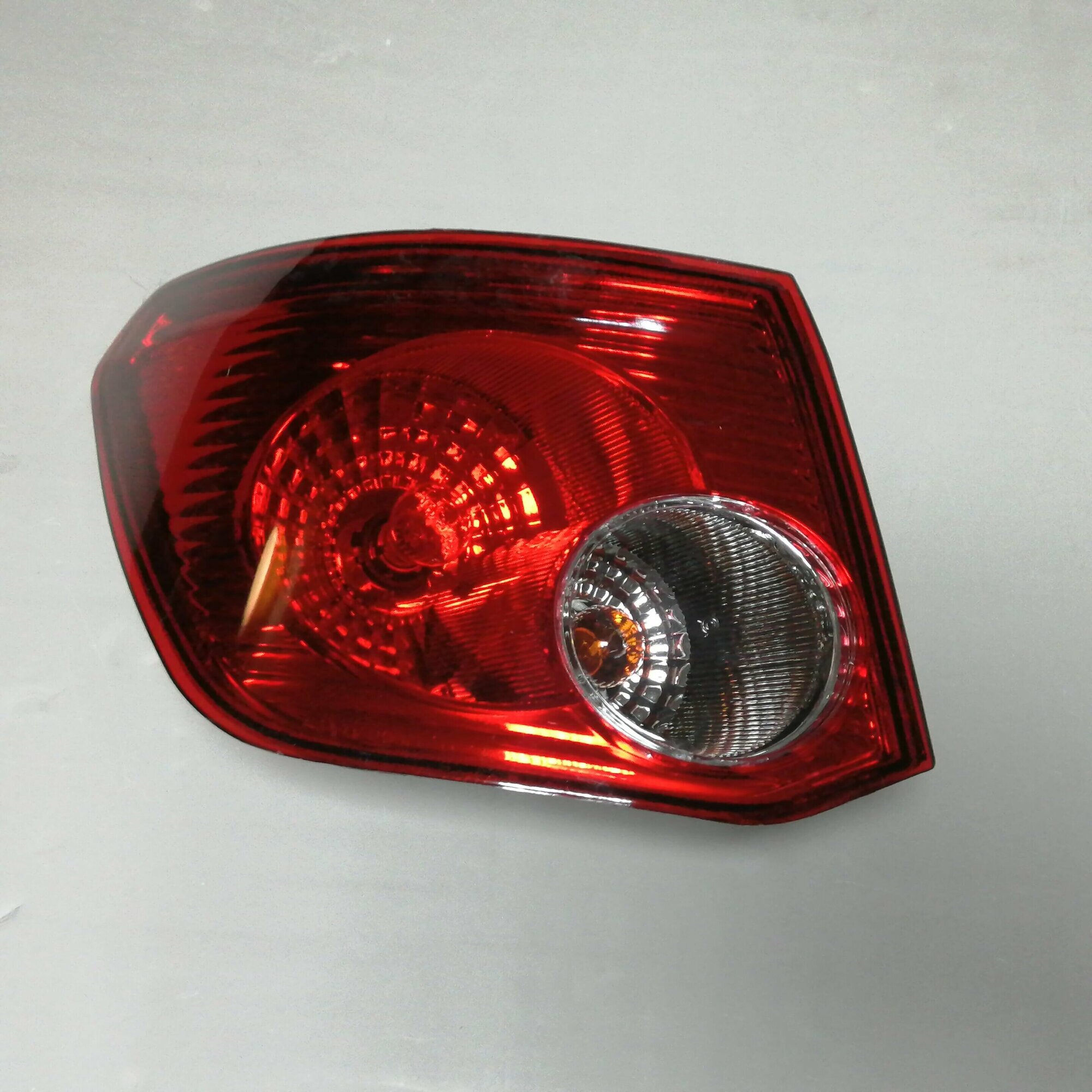 Фонарь задний левый (на крыле) Faw Vita [1.3 16V 5MT хетчбэк] 8156052K701