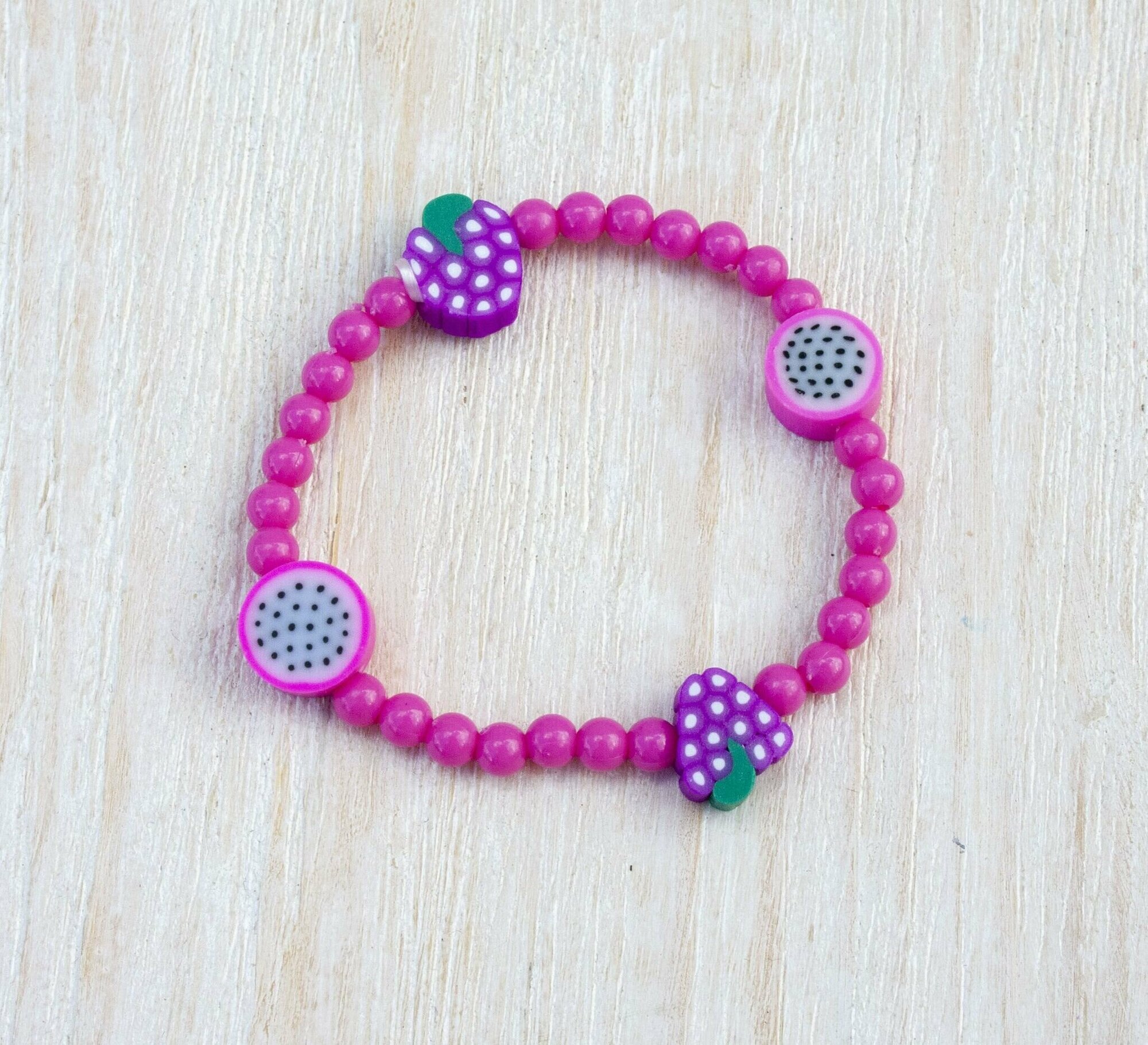 Эластичный браслет