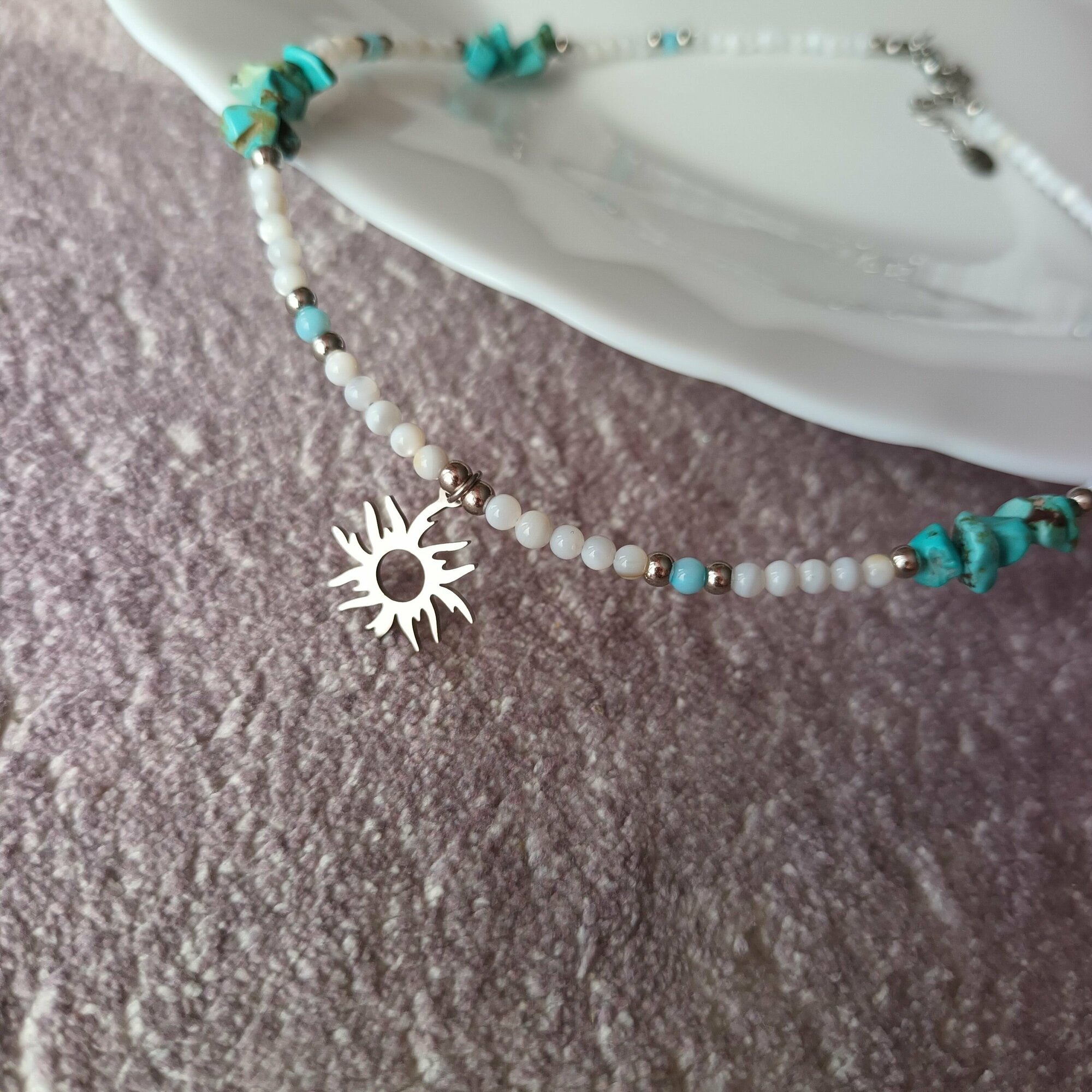 Колье, бирюза синтетическая, перламутр