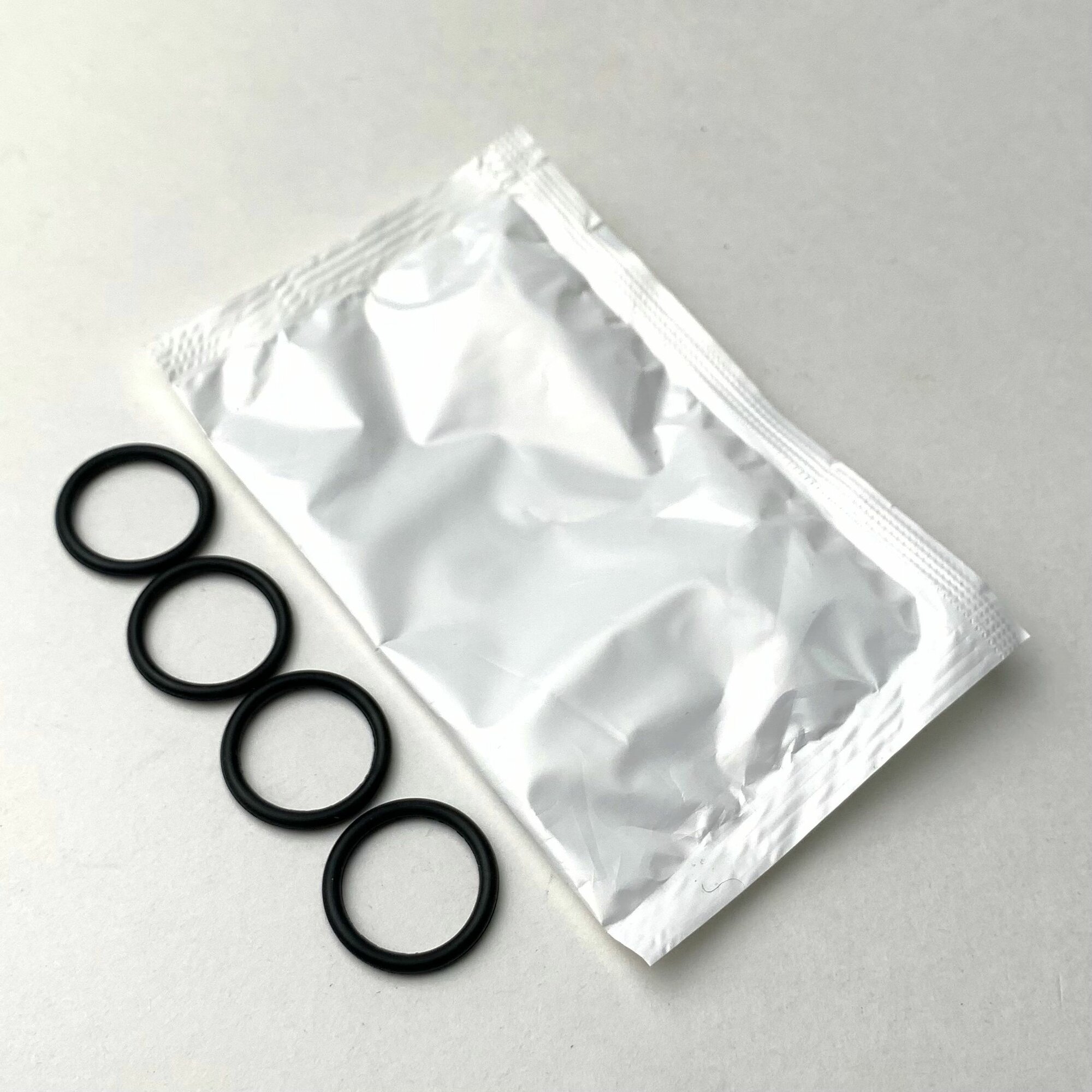 Прокладки на гусак смесителя Standart - 4 штуки + Смазка (NSF)