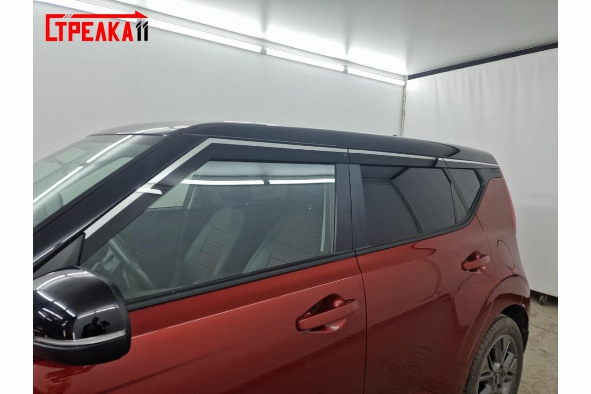 KIA SOUL 2018-2022 - 2D Дефлекторы окон с хром полосой