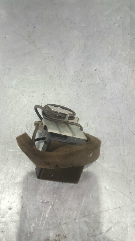 Реле Nissan Liberty UA-RNM12 QR20DE 2001-2004 25975wf100