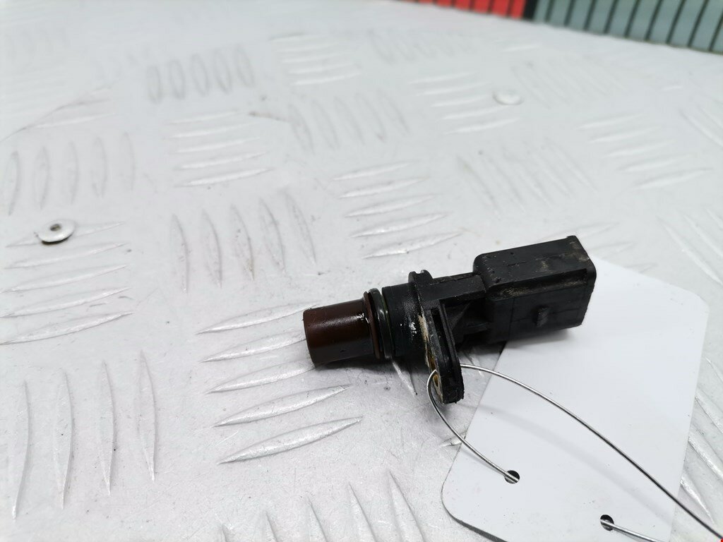 Датчик распредвала Audi A4 B6 06C905163B арт. 1617232