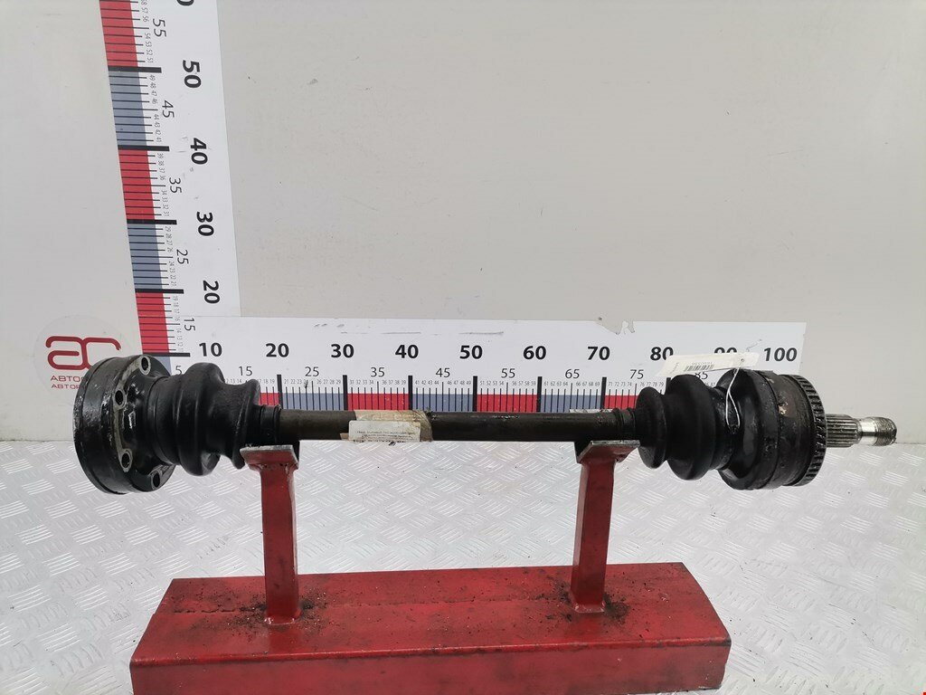 Полуось задняя левая (приводной вал шрус) Mercedes E-Class (W210) A2103501056 арт. 1690556