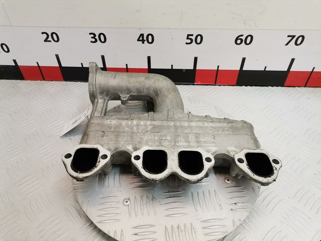 Коллектор впускной Skoda Fabia 1 038129713J арт. 1469044