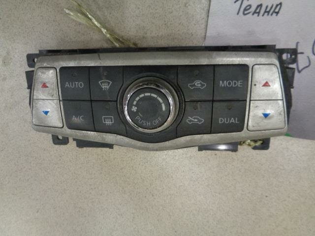 Блок управления климатической установкой от Nissan Teana J32 2008-2014