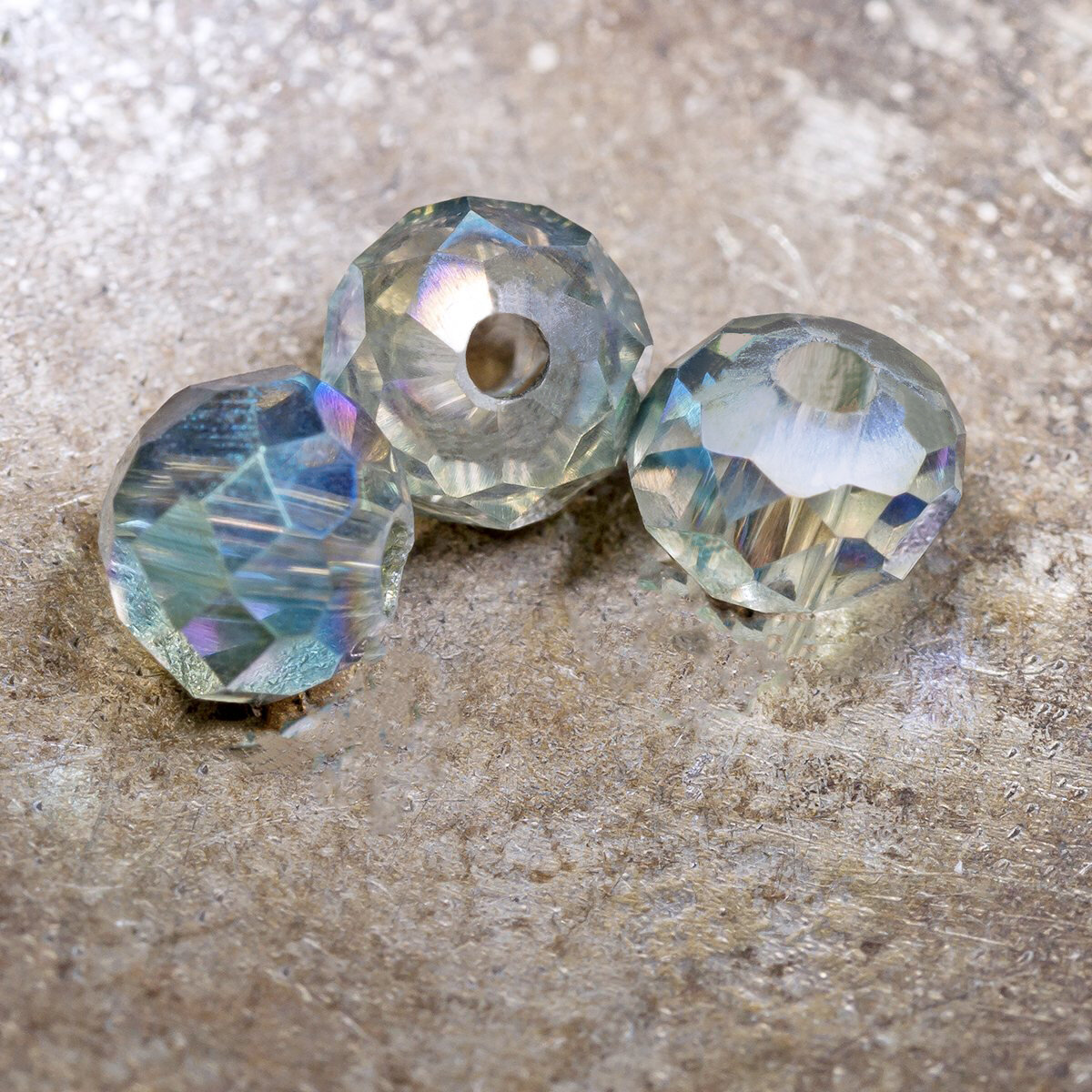 Бусины стеклянные рондели ок. 100 шт, граненые 4х3 мм, цвет бирюзовый радужный