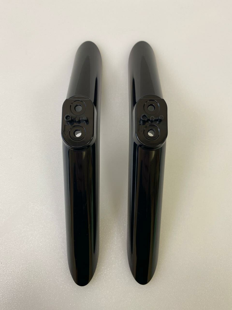 Подставка комплект 2 шт. Черный, для ТВ Hi VHIX-40F152MSY