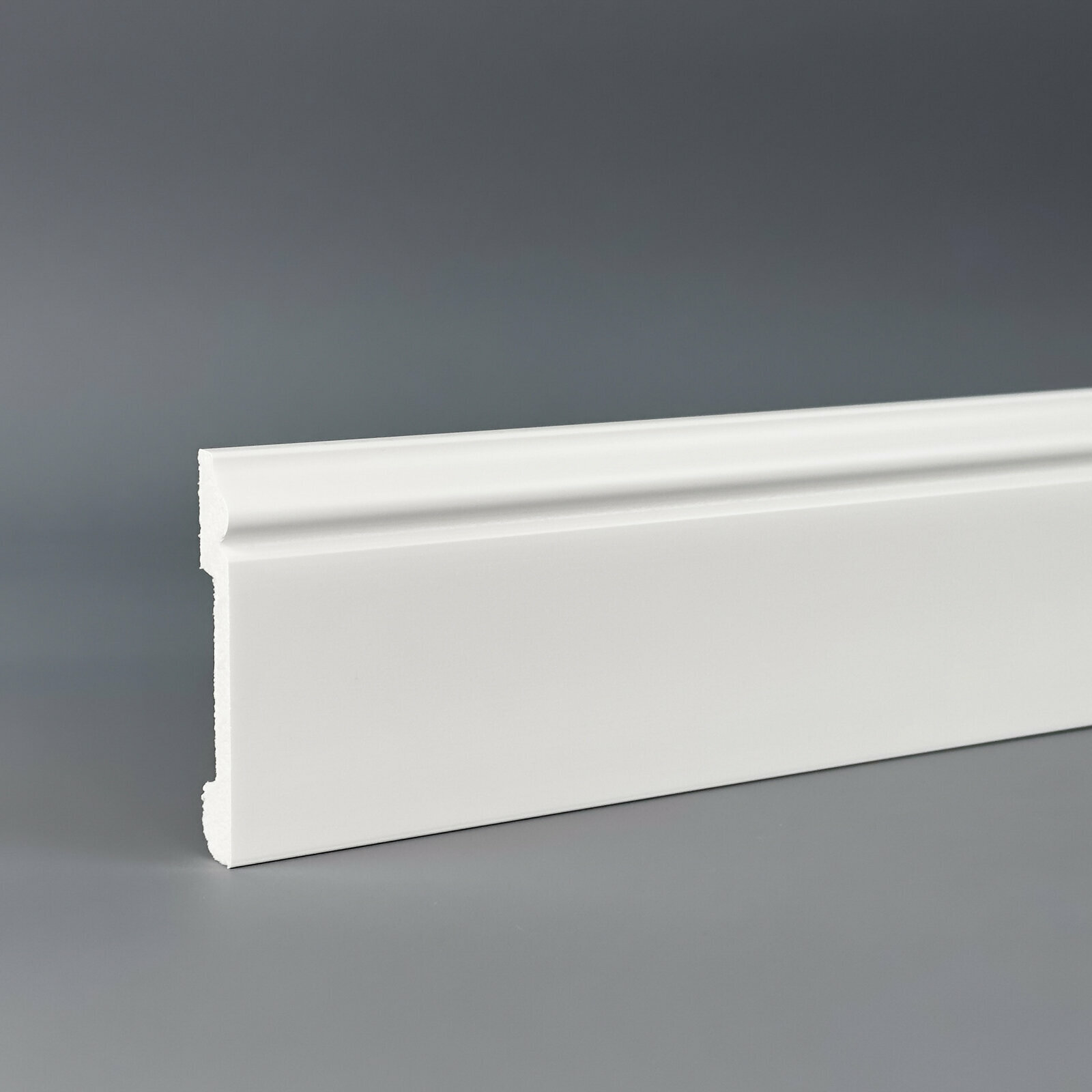 Плинтус дюрополимер напольный Paolo Arte Konture (Паоло Арте Контур), 80х13х2000 мм, Kr024P белый