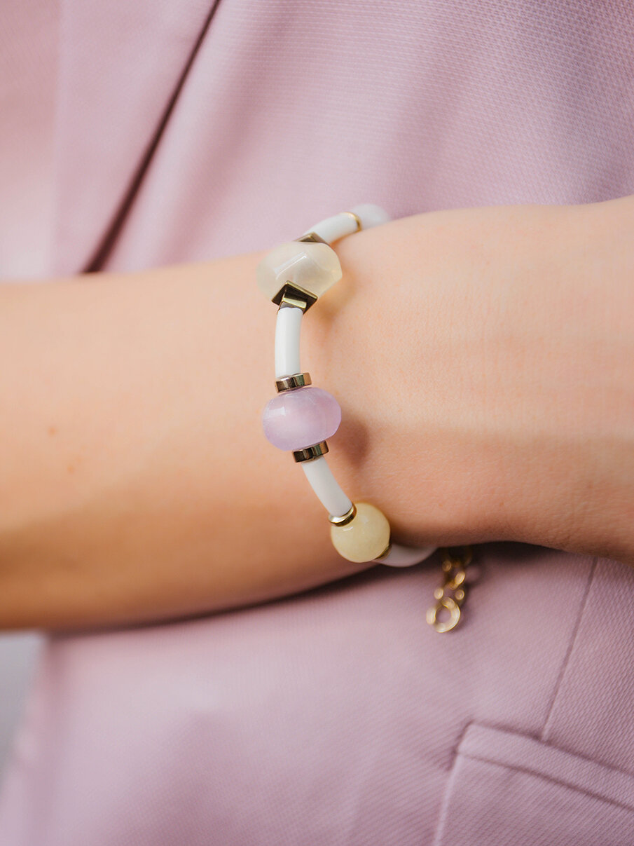 Эластичный браслет