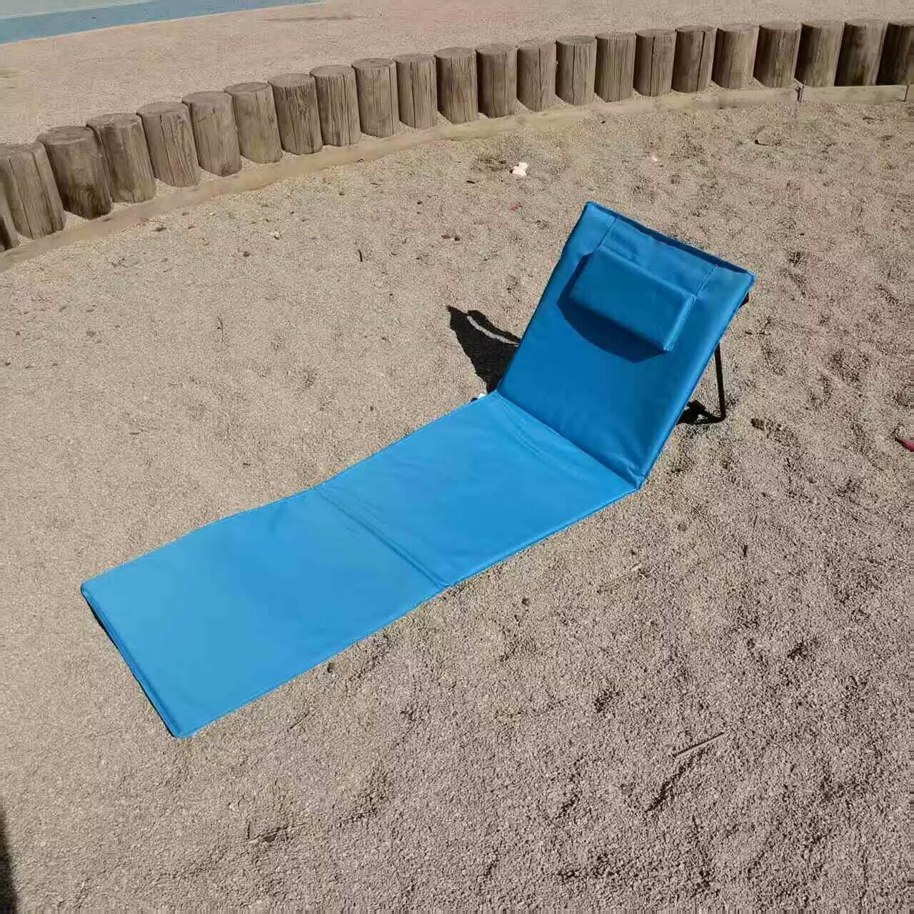 Лежак- шезлонг пляжный, туристический, с регулируемой спинкой