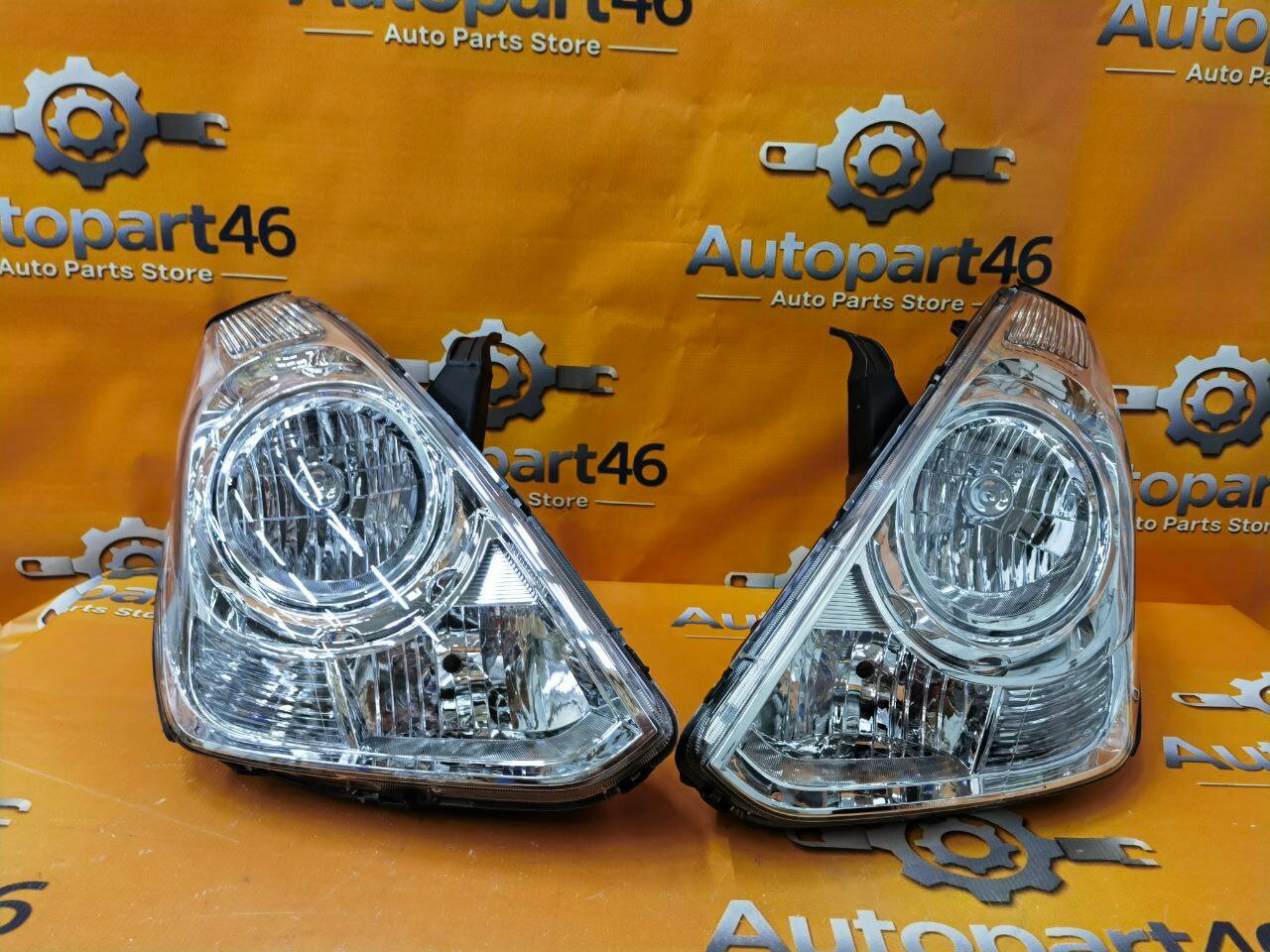 Фары передние левая правая Хёндай Старекс H1 HYUNDAI H-1STAREX 2008-. Аналог