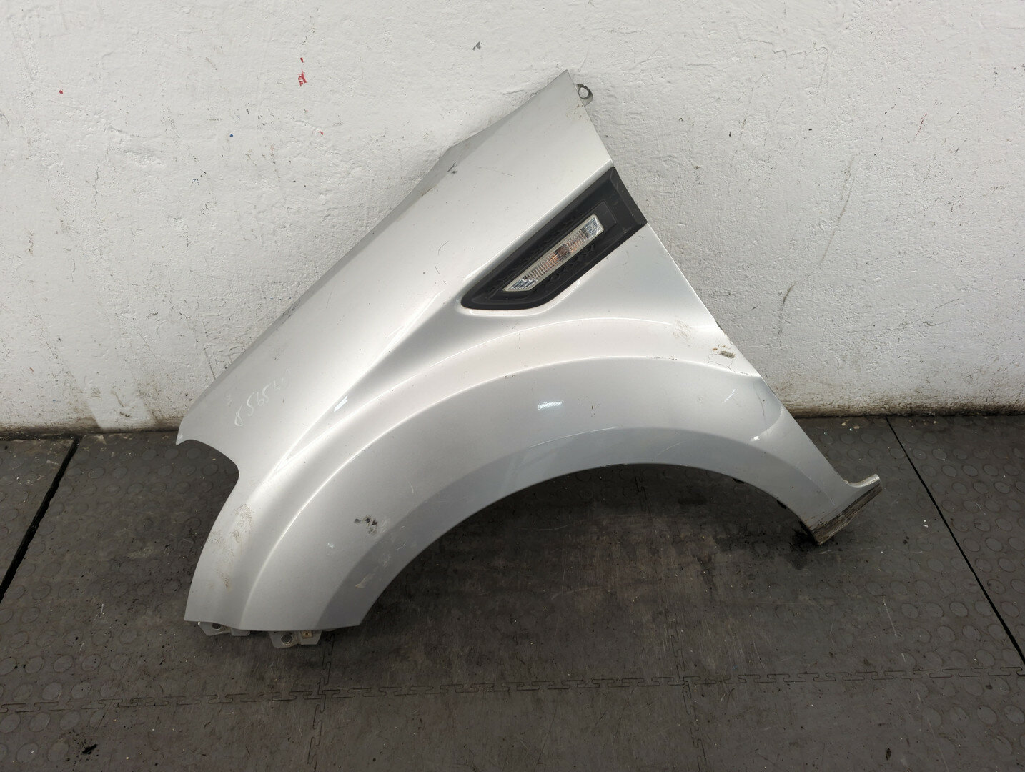 Крыло левое переднее КИА Soul Б/У