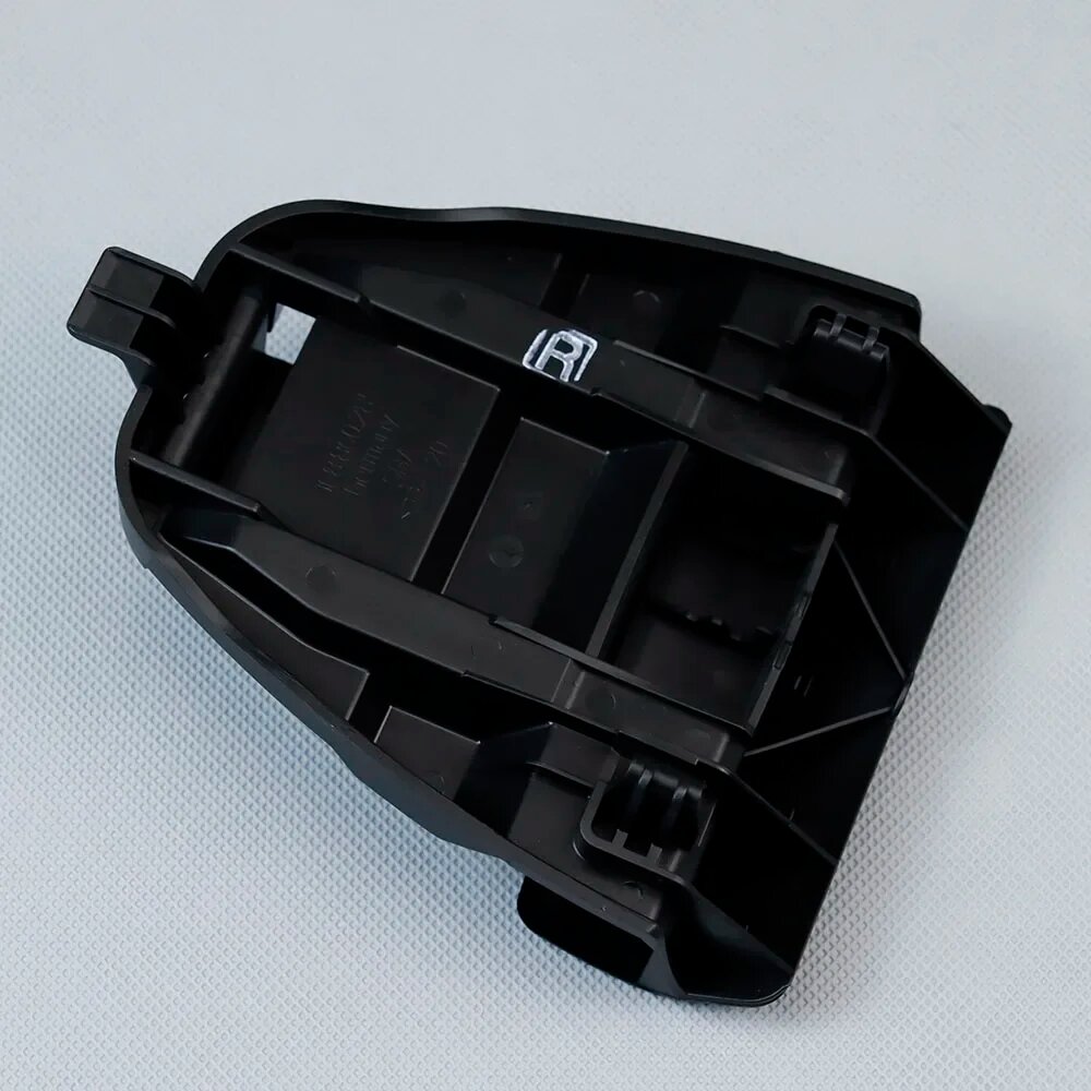 Для VW Passat B7 2011-2015 CC 2012-2017 треугольный кронштейн предупреждающего знака для багажа Clip3C8860285