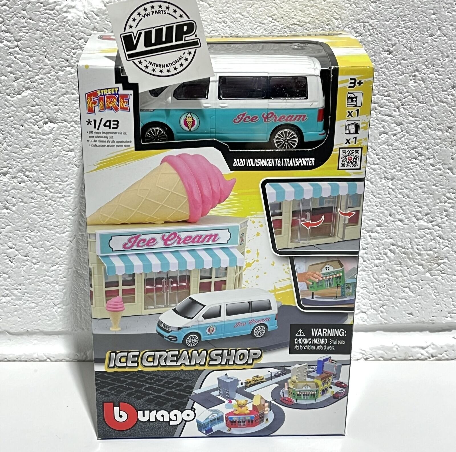 Игровой набор BBurago Магазин мороженного 1:43 18-31514