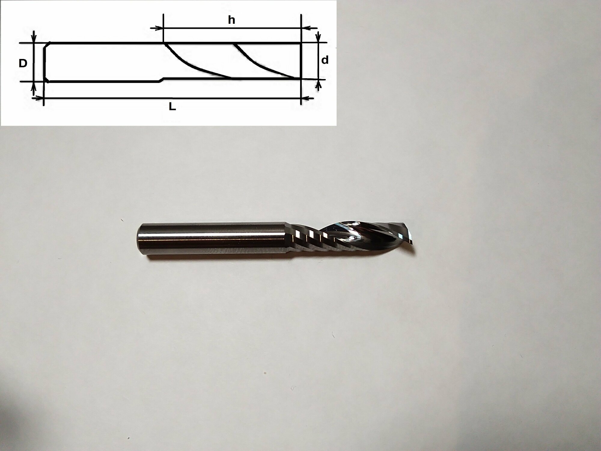 Фреза спиральная однозаходная по акрилу YKL 622, d-6.0/ h-22/ D-6/ L-50. A series для ЧПУ станка