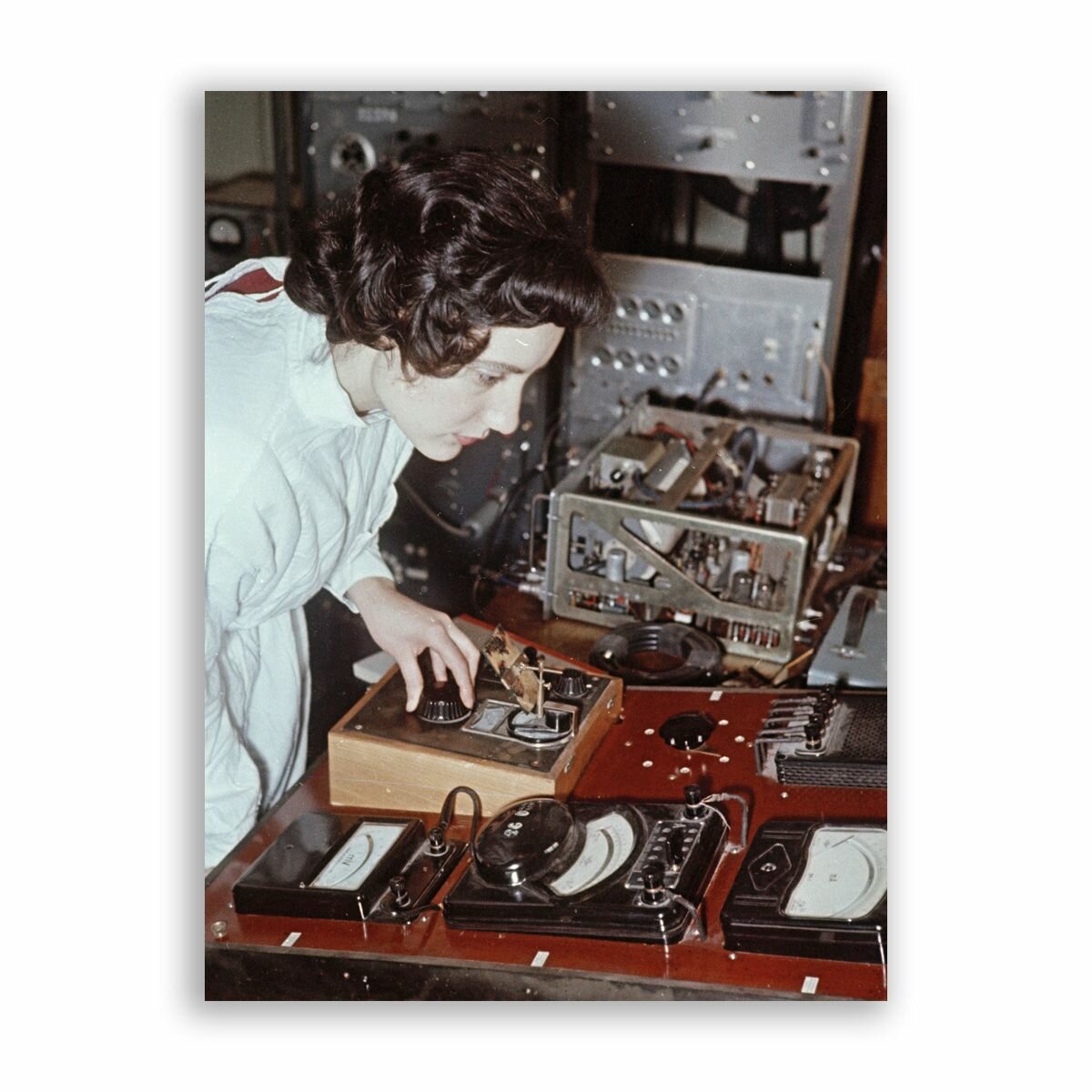 Советский постер, плакат на бумаге / Советские рабочие / Размер 40 x 53 см