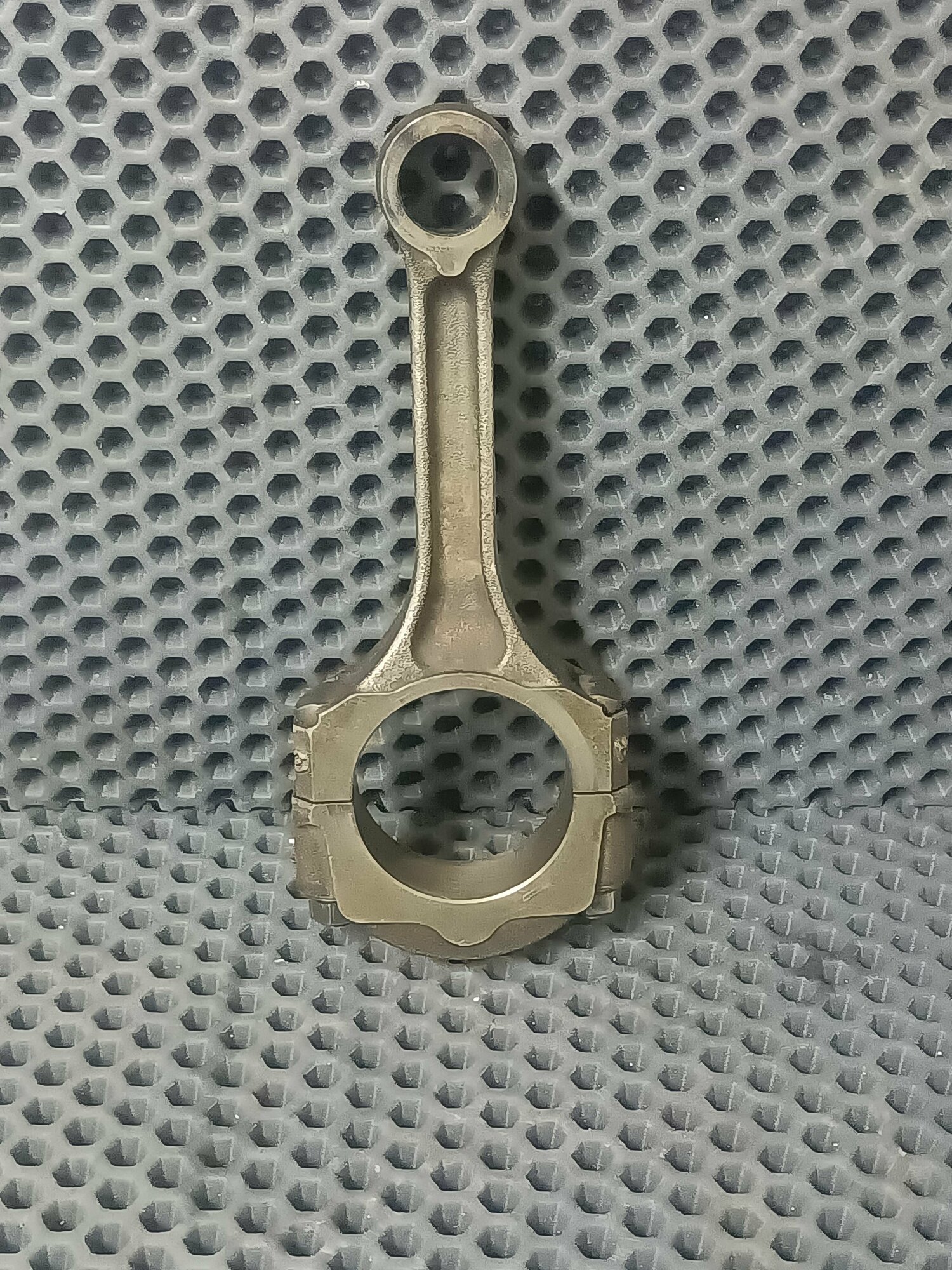 Шатун. Renault Logan/Nissan Almera G15. K4M.1.6 16V. Товар уцененный