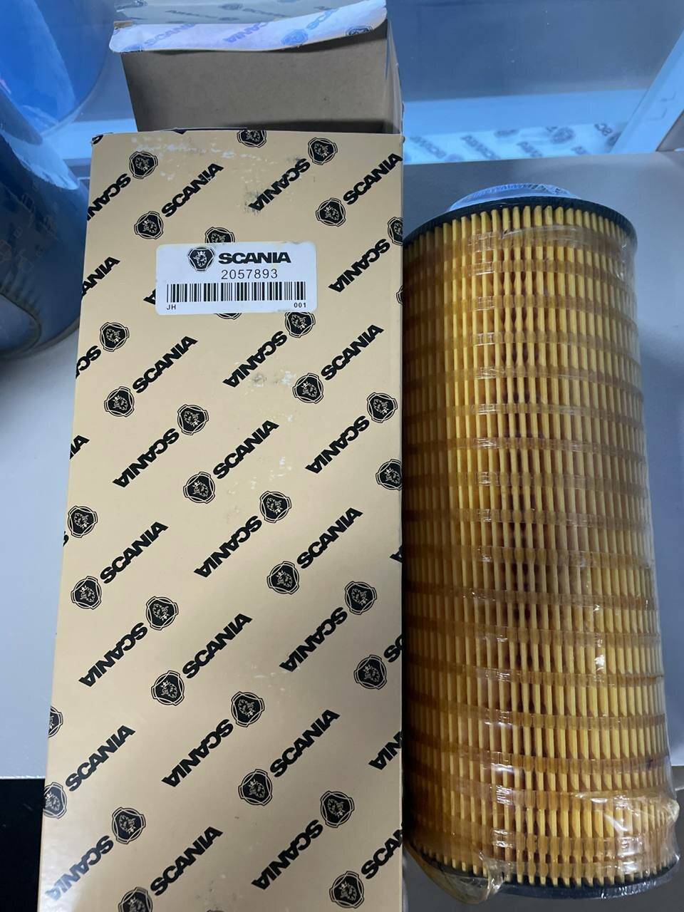 Фильтр масляный 2057893/1873014 Скания SCANIA 4 P G R серии series Фильтр масляный вставка Scania DC16