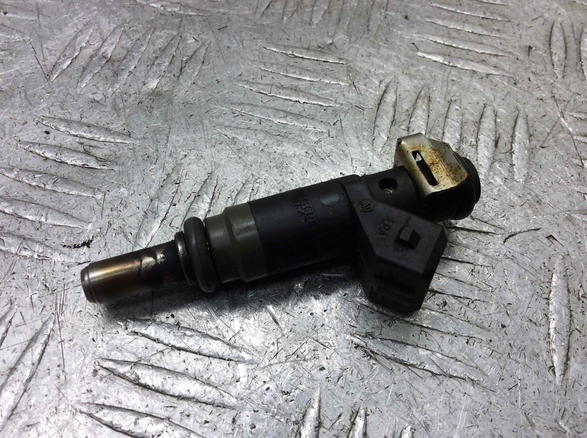 Б/У Форсунка BMW 1-Series E87/E81/E82/E88 (2004-2007) 2005 г.