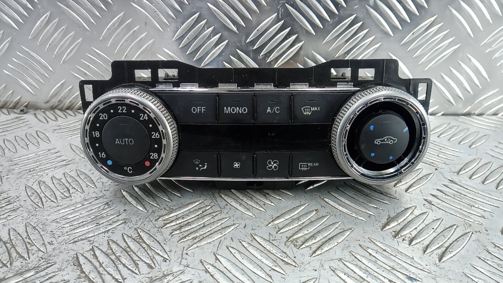 Блок управления печки и климат-контроля MERCEDES BENZ C-CLASS W204