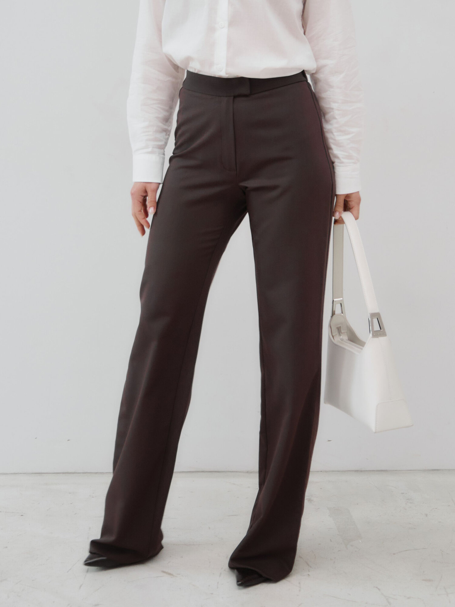 Брюки трубы