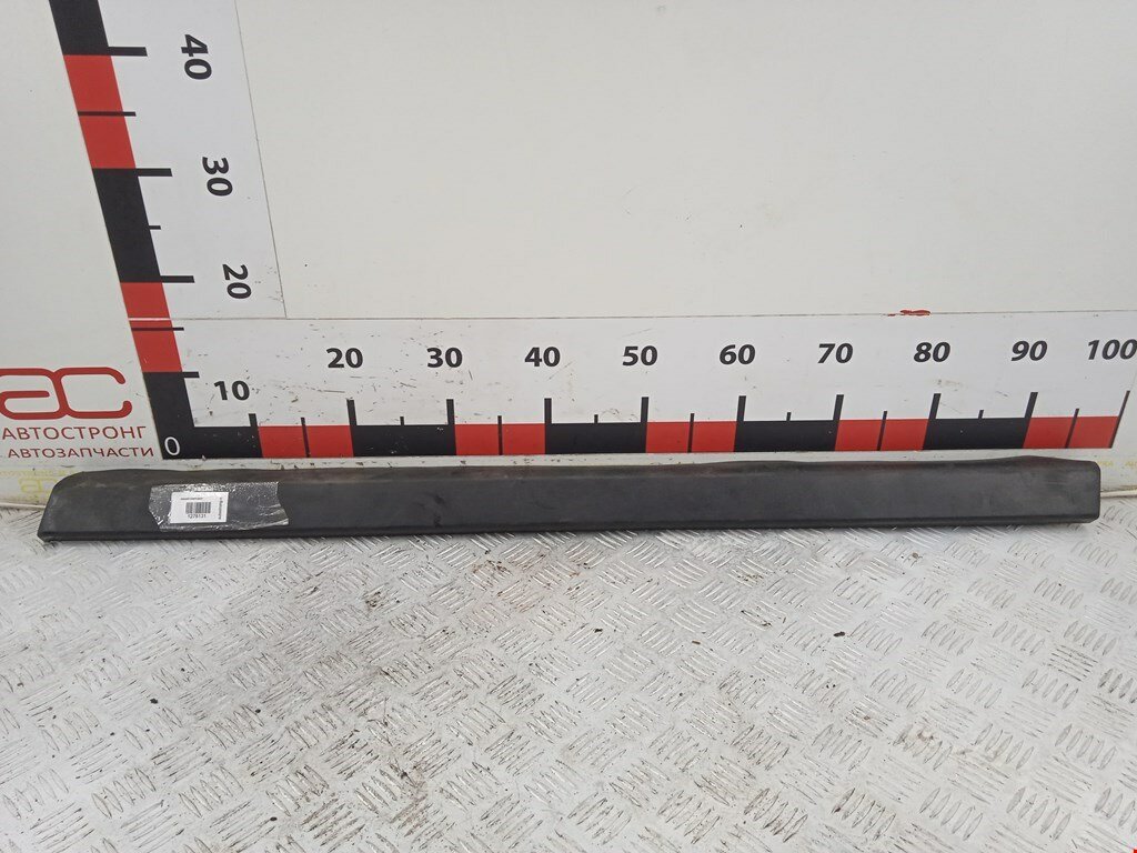 Накладка (молдинг) двери передней правой Volkswagen Passat 5 GP 3B0854940B арт. 1278131