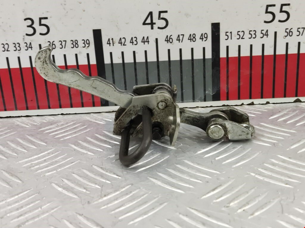 Ограничитель открывания двери Opel Meriva A 13147255 арт. 1690930